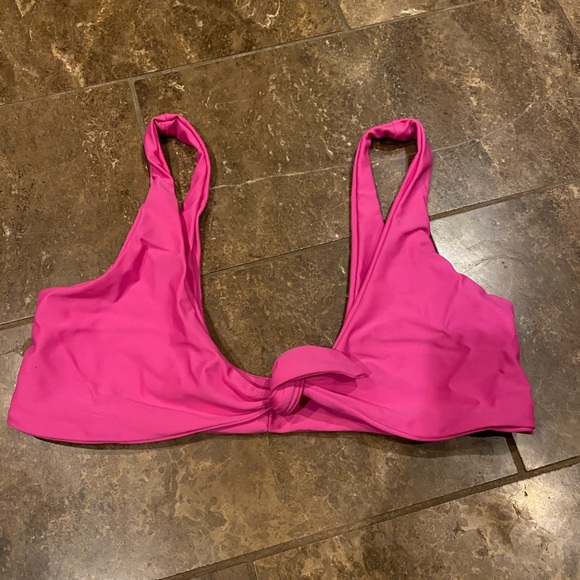 Victoria's Secret | Swim | Pink Swim Top Size M | Poshmark